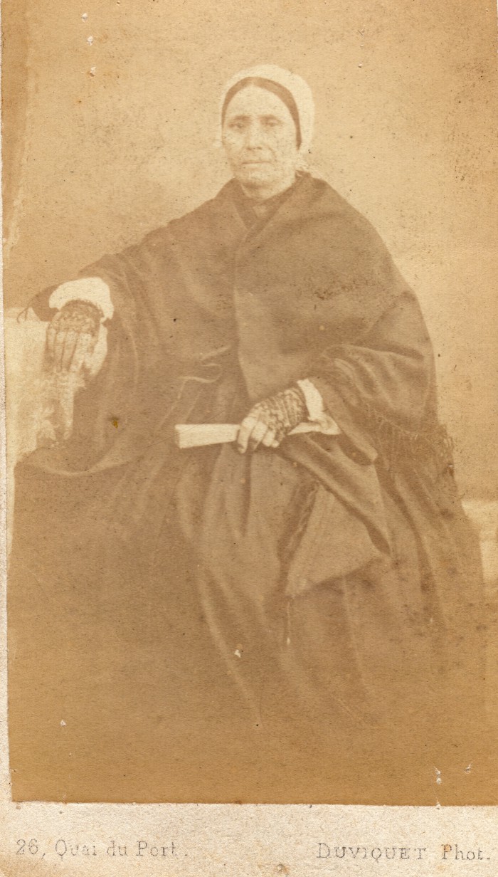 Anne Monné épouse Bonet, Perpignan. | Institut du Grenat